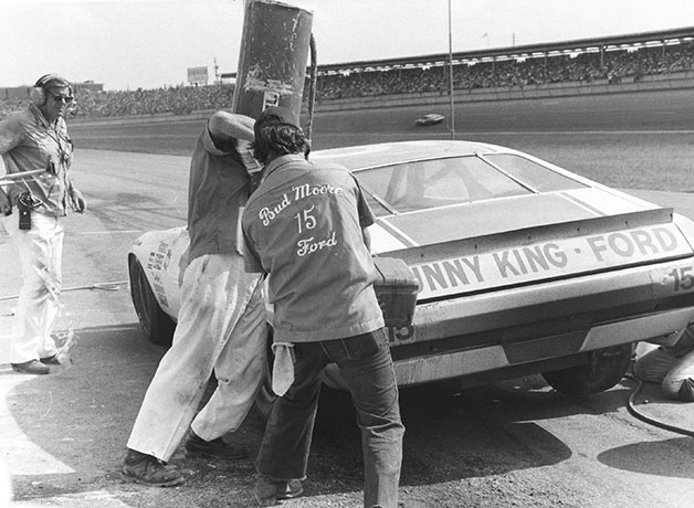 Bud Moore Passing - International Motorsports Hall of Fame